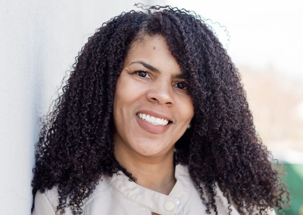 [An Interview] with Dee Price of The Curl Company of GSO - CurleeMe